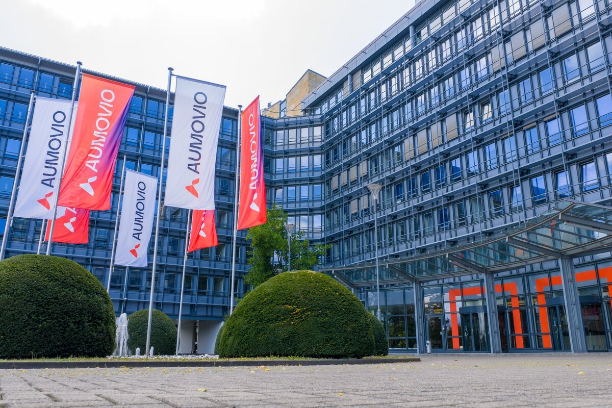 Aumovio fährt an der Börse vor